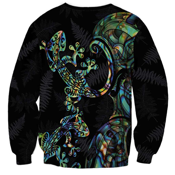 New Zealand Gecko Maori Art Tattoo Sweatshirt Silver Fern and Paua ...