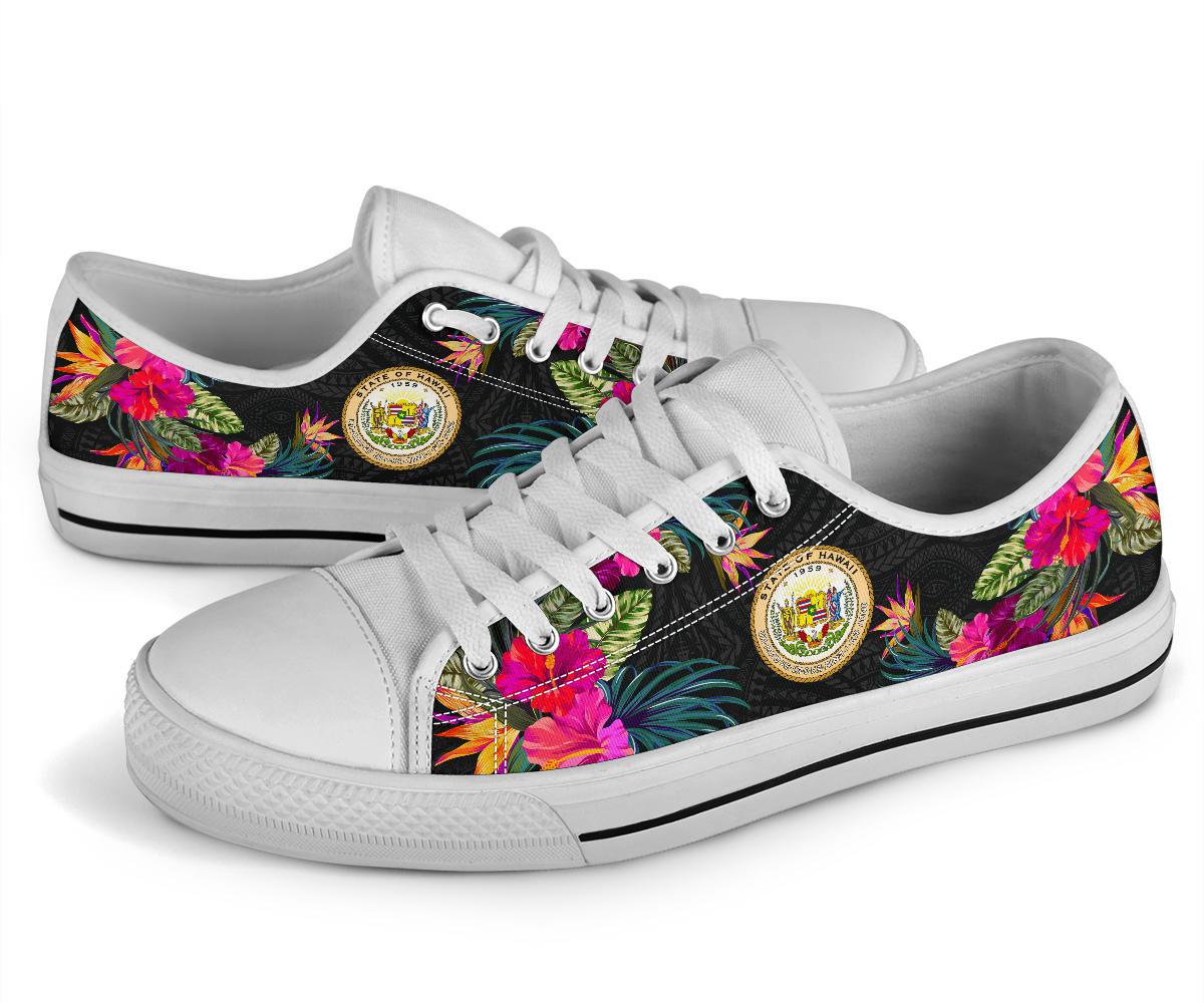 Hawaii Low Top Shoe - Hibiscus Polynesian Pattern